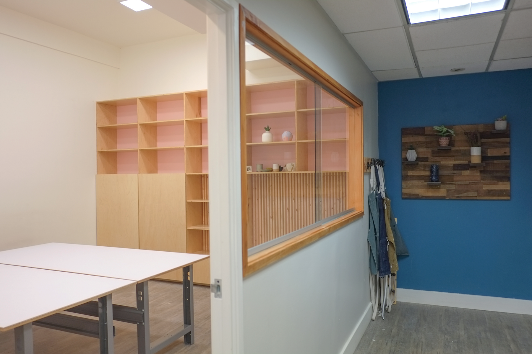 clayroom hand building room